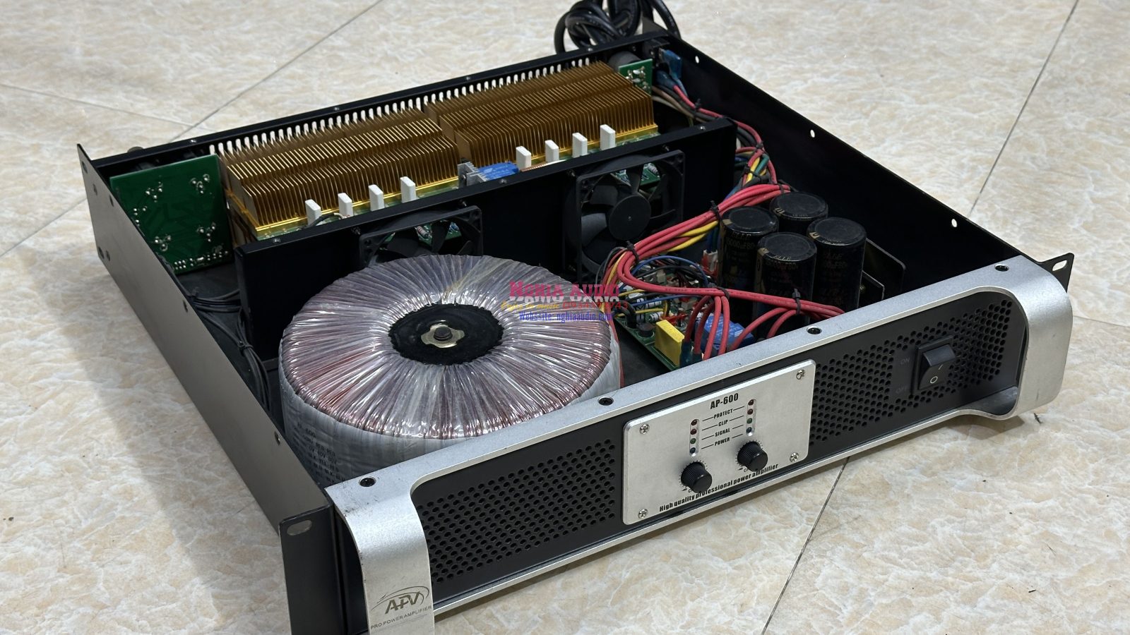 Cục đẩy bãi APV AP 600 Chính hãng chất lượng – Nghĩa Audio Cung cấp Âm ...